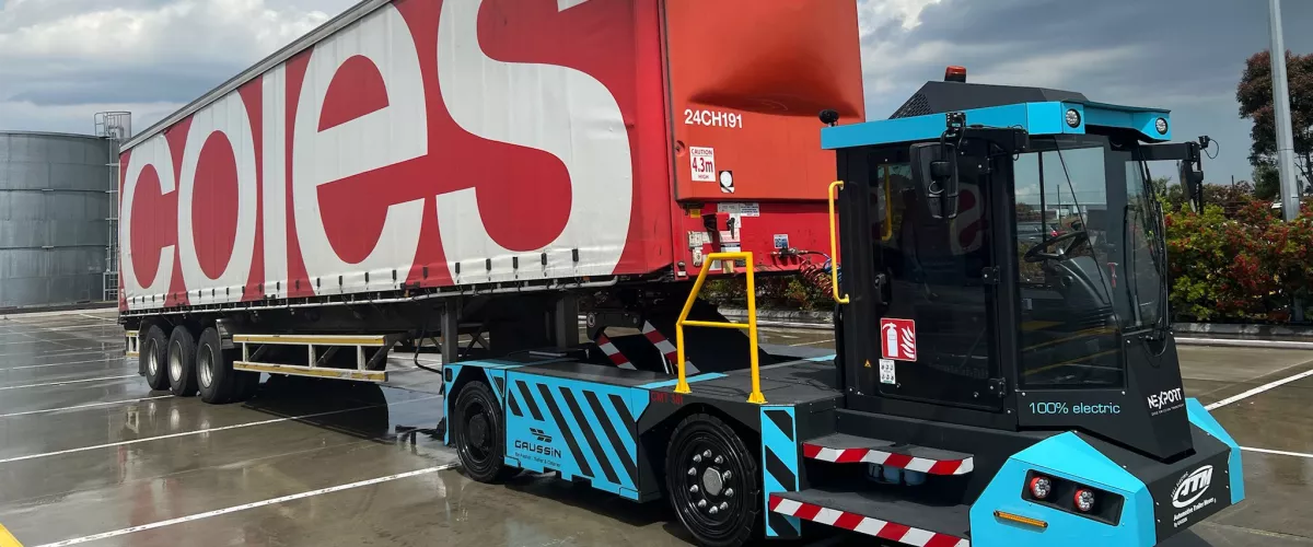 Toll trials first zero-emissions electric yard tractor in Australia